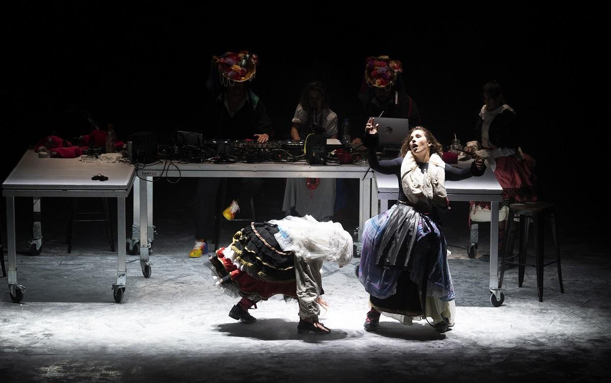 DANZA Y FOLKLORE | La compañía de danza Mucha Muchacha y Los Voluble ...