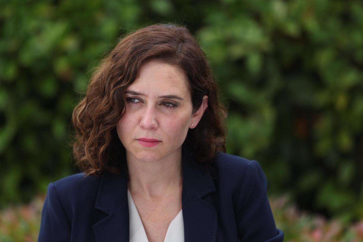 Ayuso: "Mi jefa de protocolo jamás hubiera permitido que fuera a hacer ...